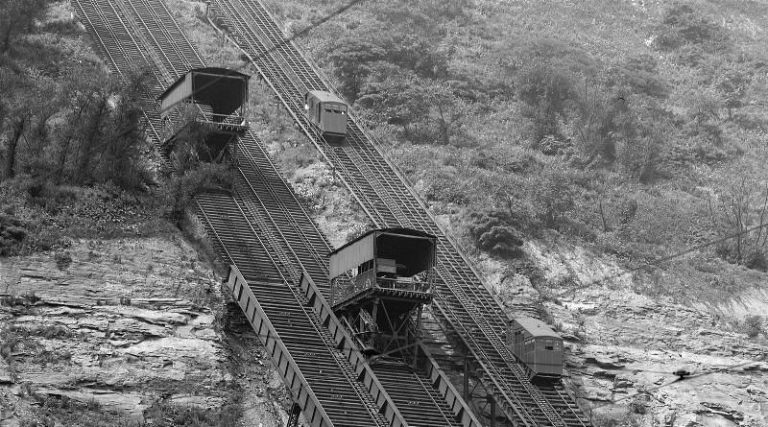 How to Ride the Inclines in Pittsburgh | Inclines in Pittsburgh
