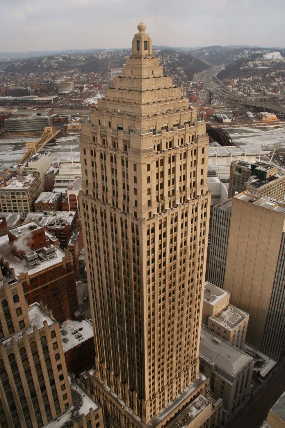 The Gulf Tower In Pittsburgh | Pittsburgh Beautiful